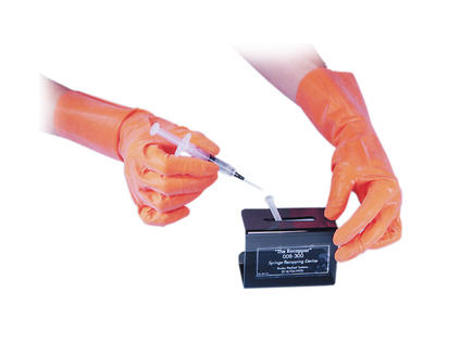 Shielded Syringe Carriers | Mirion